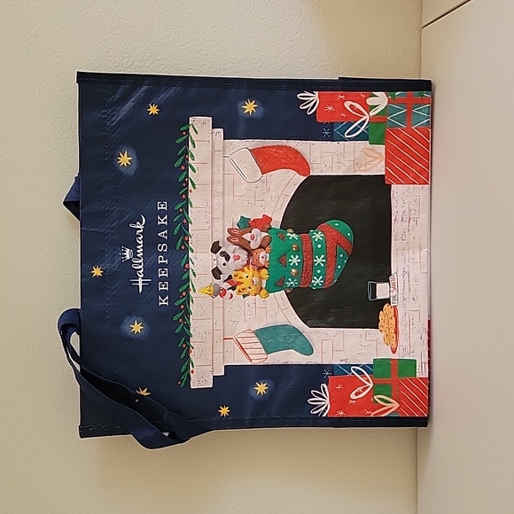 Hallmark | Other | Brand New Hallmark Keepsake Tote Bag | Poshmark